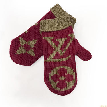 Louis Vuitton Mittens | Secondi - Dupont Circle - Washington, DC | ATTIC