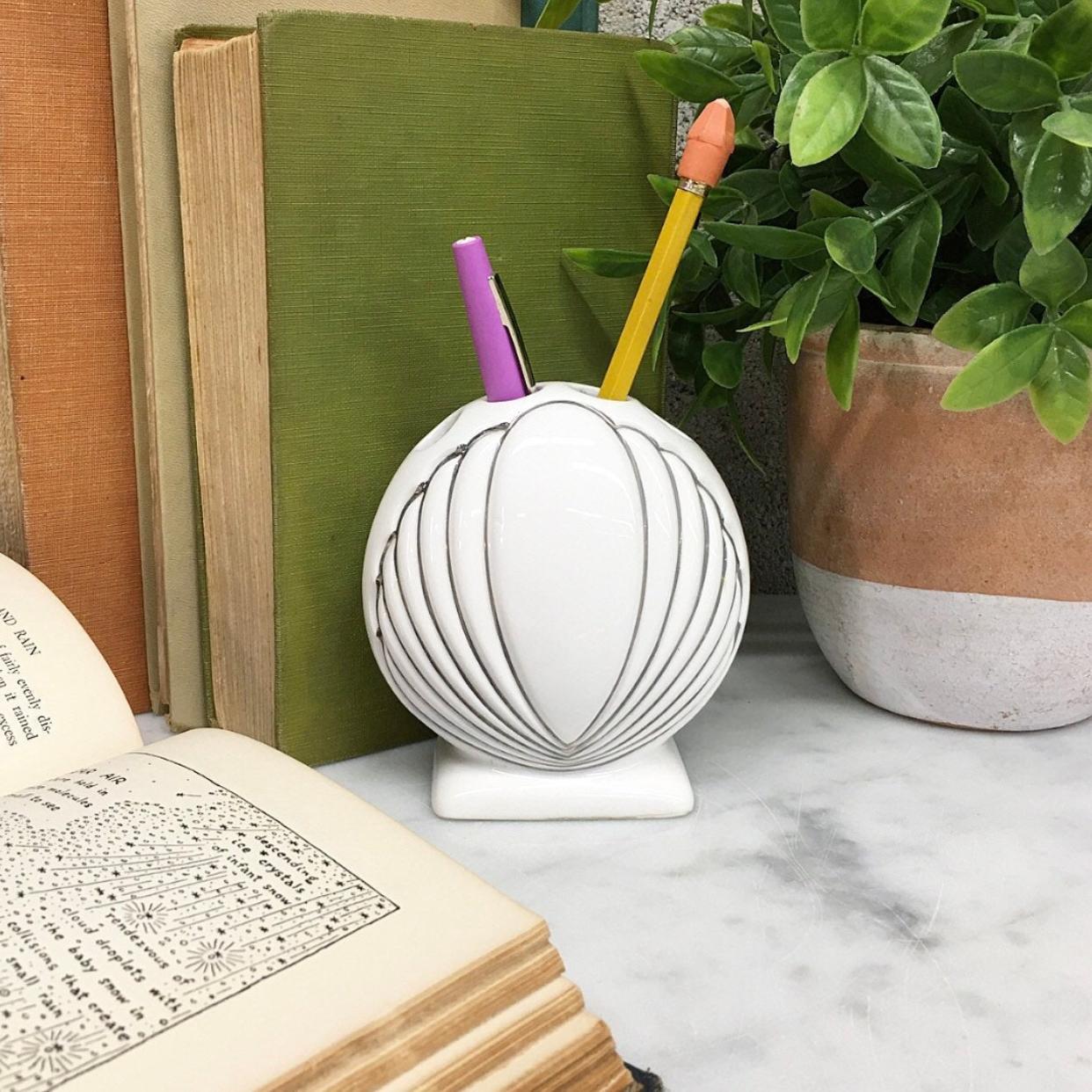 Vintage Toothbrush Holder Retro 1980s Art Deco Revival + | Retrospect ...