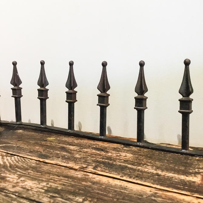 Decorative Steel Fence Toppers | Shelly Lighting