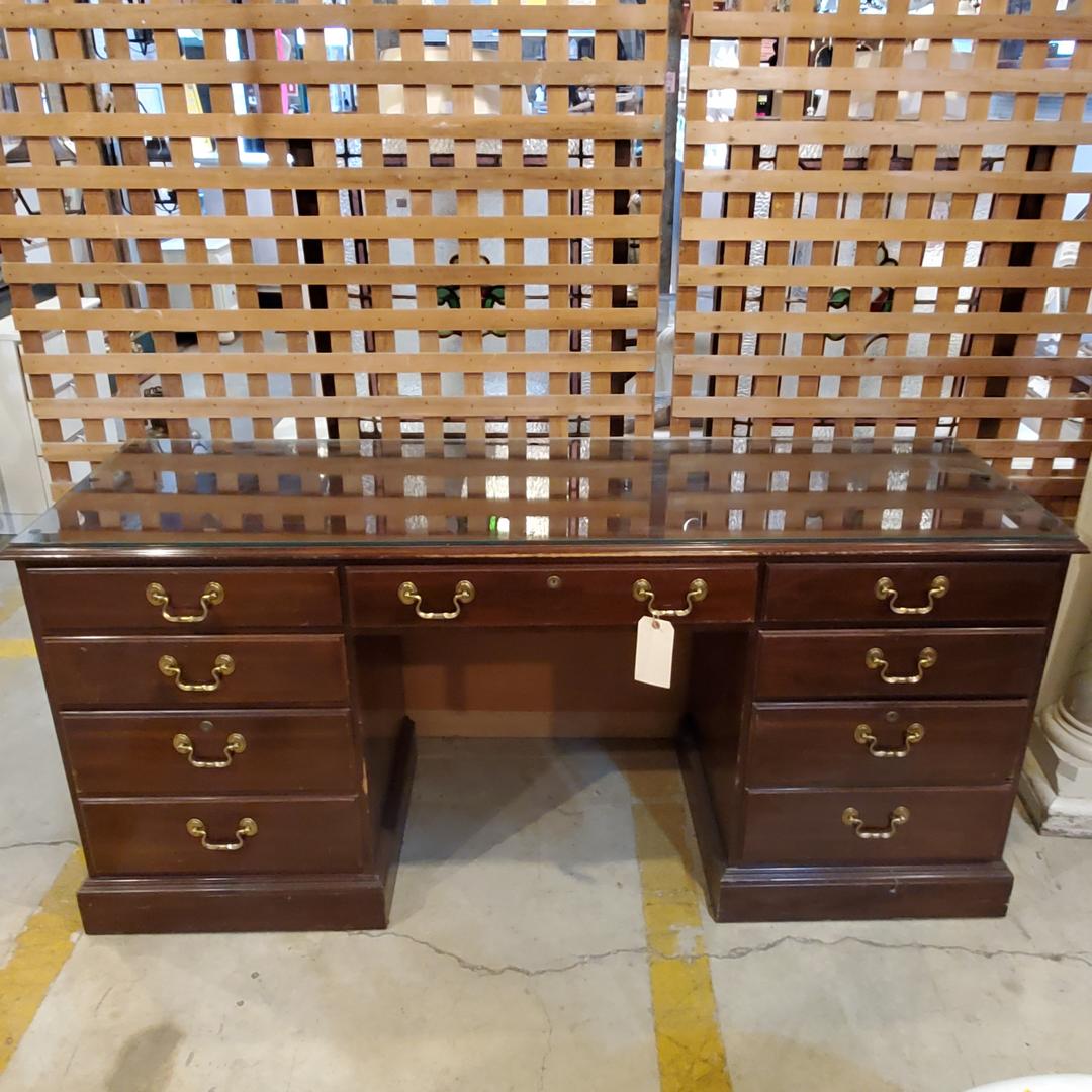 Ethan Allen Double Pedestal Desk | Community Forklift | Edmonston, MD