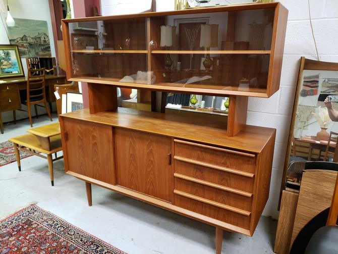 Danish teak Mid century Modern Hutch Credenza Vintage MC Frederick MD
