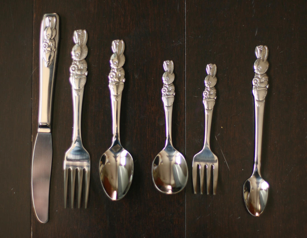 vintage Oneida Community Peter Rabbit flatware/betty crocker | Susan ...