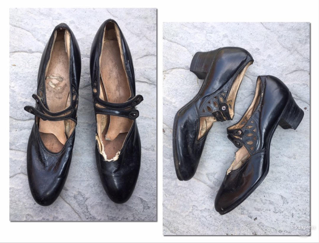 antique 1920s Mary Janes- authentic '20s flapper shoes / black | Age of ...