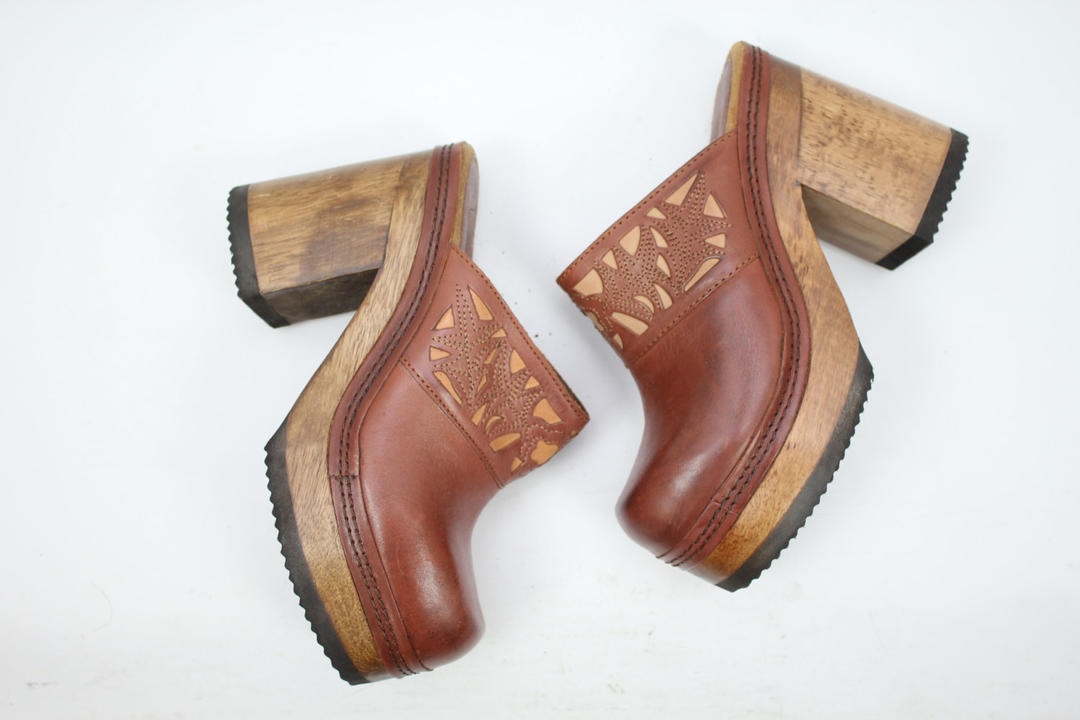 Vintage 90's Brown Leather Candies Clogs / 1990's Chunky Heels / Wooden ...