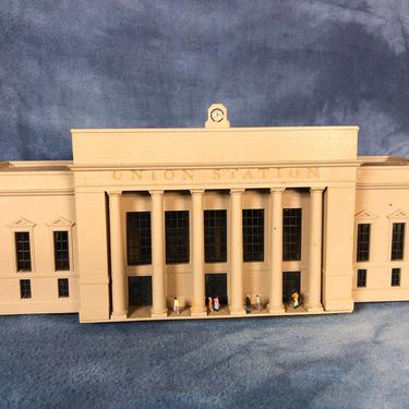 Walthers Union Station Model HO Scale, Completed with | Vintage ...