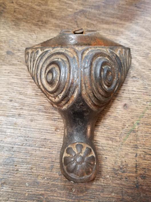 Set of 4 Antique Cast Iron Stove Legs | Earthwise Architectual Salvage ...