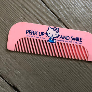 vintage Hello Kitty comb, 1976 Sanrio Hello Kitty comb, ‘70 | Age of ...