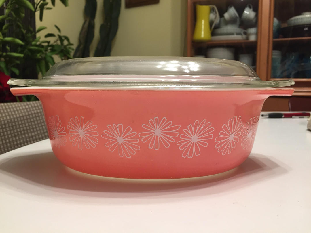 Pyrex Pink Daisy 043 Casserole 1-1/2 quart | MadModWorldVintage ...