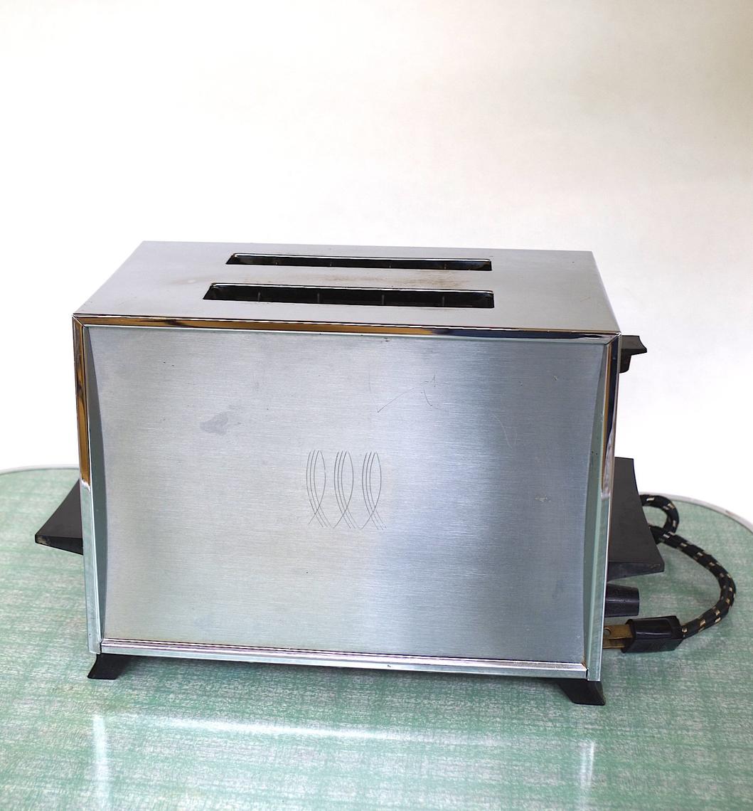 Vintage 1960s Toastmaster Princess 2 Slice Electric Toaster Model B102 ...