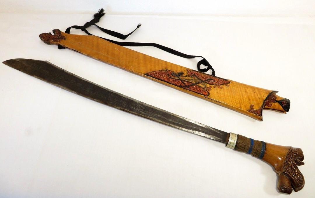 Antique MANDAU DAYAK SWORD BLADE; MORO KAMPILAN BARONG Kris CARVED ...