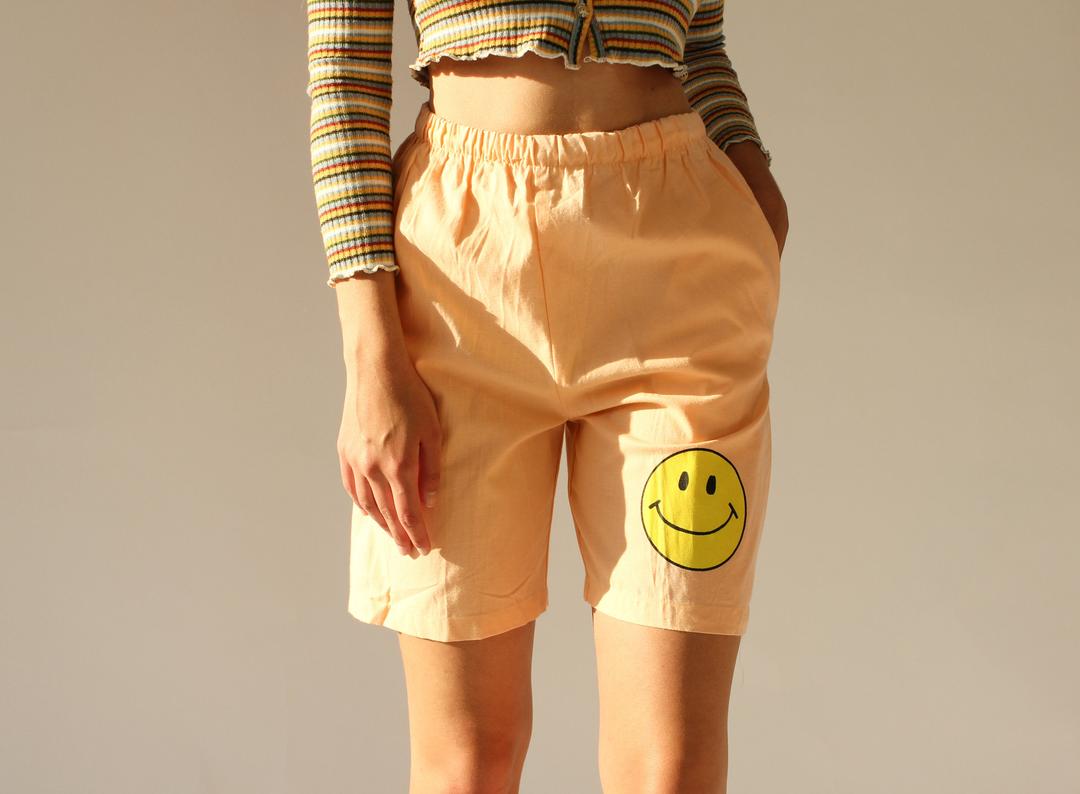 Vintage 80s 90s Smiley Face Print Peach High Waisted Shorts | | The ...