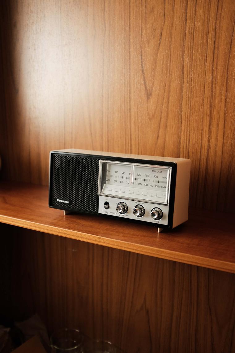 Vintage Panasonic Radio - 1970s Space Age Design, Model RE 6278 ...