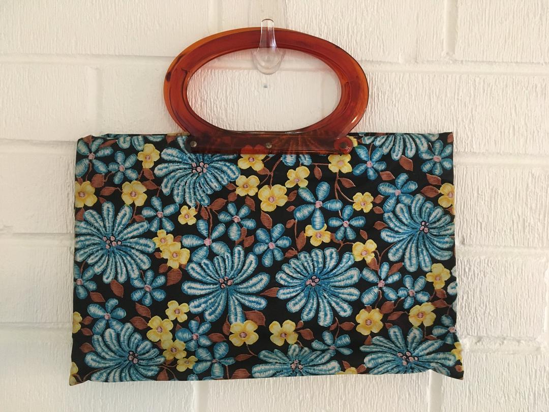 Vintage Lucite Handle Expandable Tote Bag Bakelite Folding Purse 1960s ...