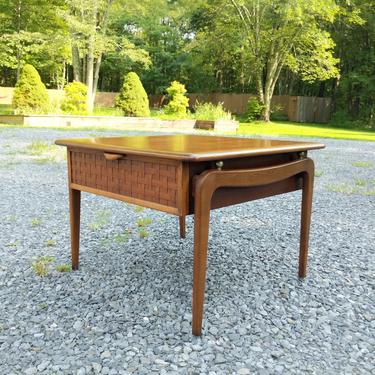 Vintage Mid Century Modern Lane Perception Side Table | Far Out Finds ...