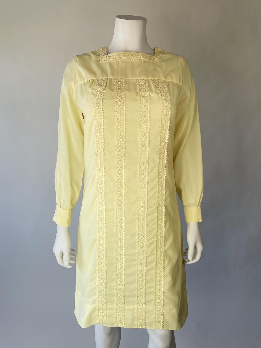 1960's Yellow Shift Dress w/ Crochet Pinwheels | Prototype Vintage ...
