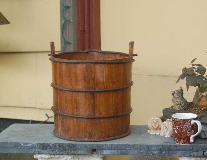 Vintage / Antique Hand Crafted Wooden Water / Well Water / Farm Bucket ...