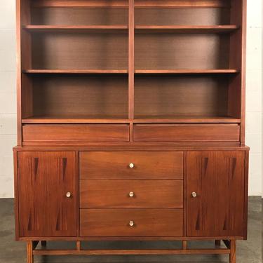 Beautiful Stanley Mid-Century Modern China Cabinet / Display Case ...
