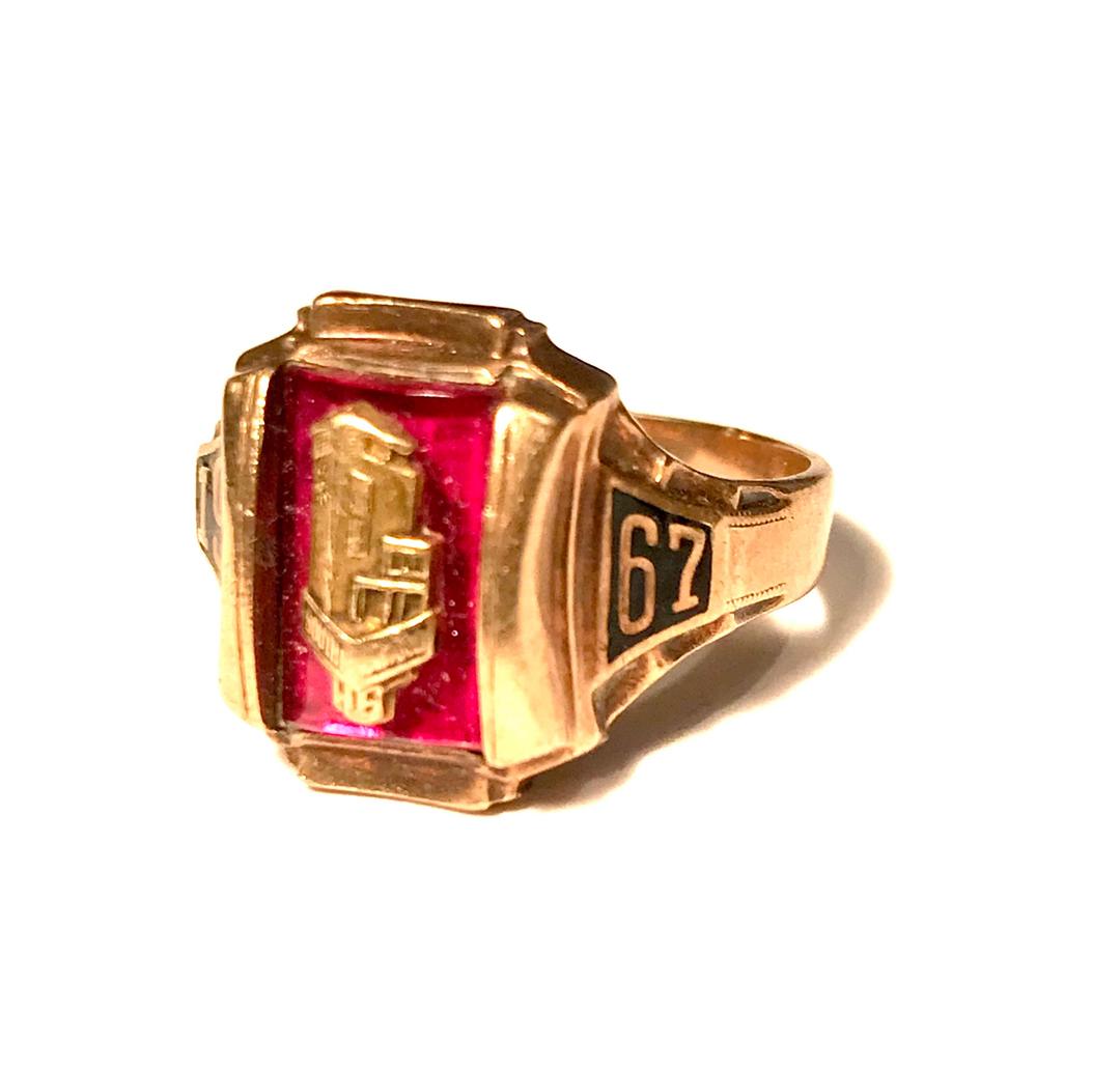18k Yellow Gold Vintage Class Ring with Ruby 1960s Herff | Fly Times ...