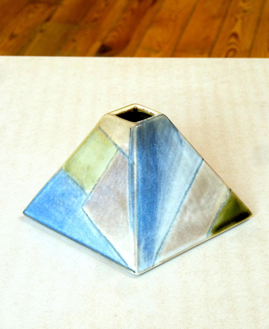 Vintage Robert Wagar Studio Pottery Pyramid Shaped Holder - Ceramic ...