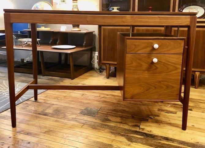 Rare Mid Century Drexel Declaration Floating Drawer Student Desk by Circa Pittsfield MA