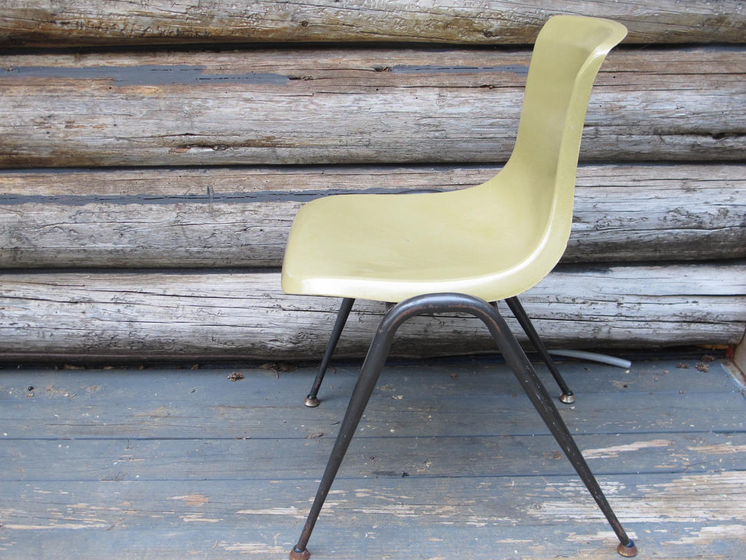 Fibreglass Chair Mid Century Chair Eames Fibreglass Shell Chair Vintage ...