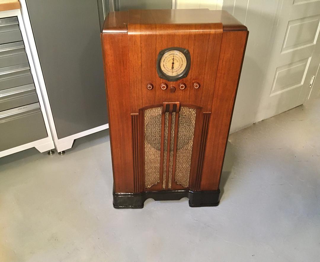 1935 Truetone 3 Band AM Shortwave Console Radio, Full Electronic ...