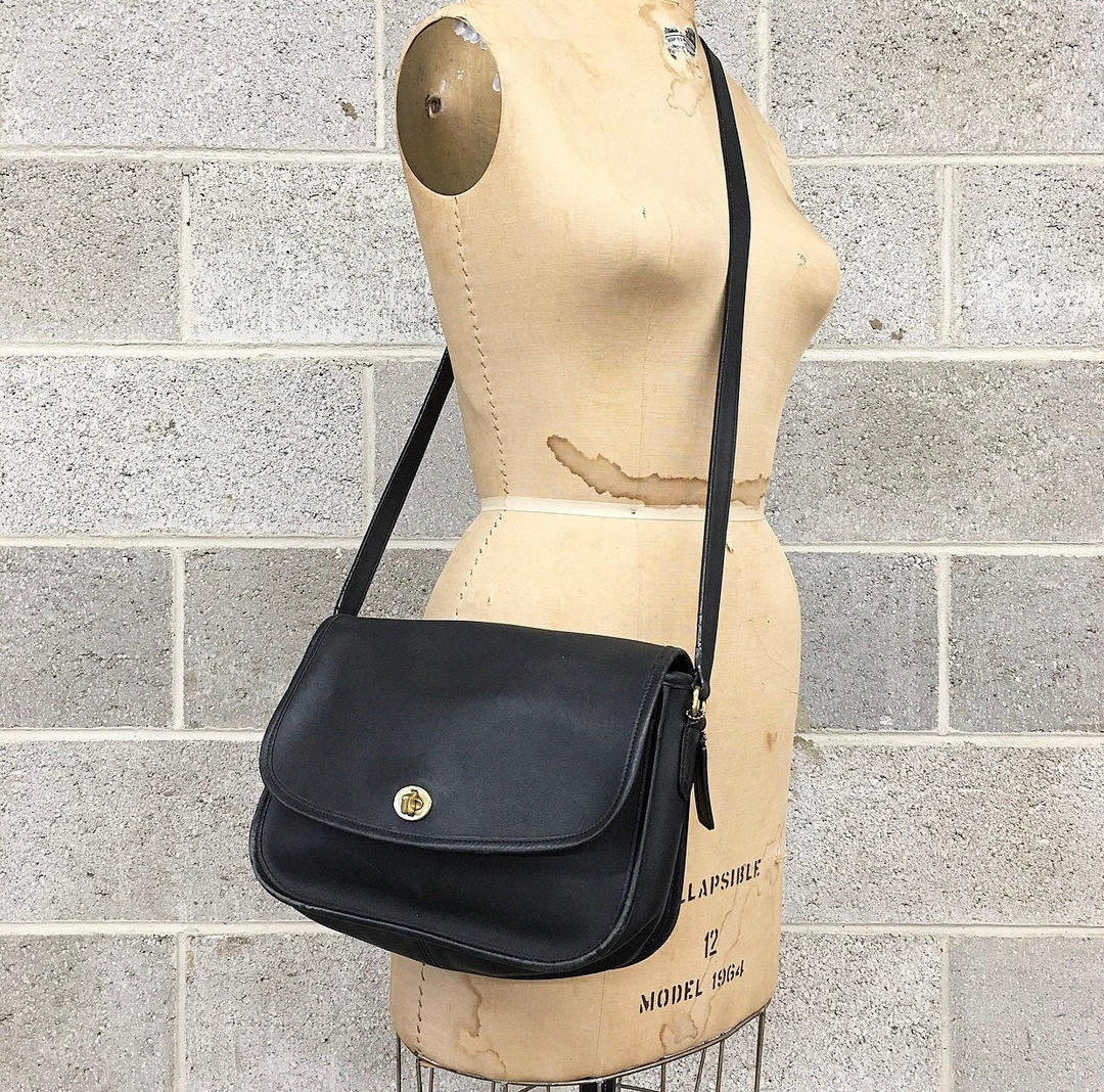 Vintage Coach City Bag Retro 1990s Black Leather + Shoulder Bag ...