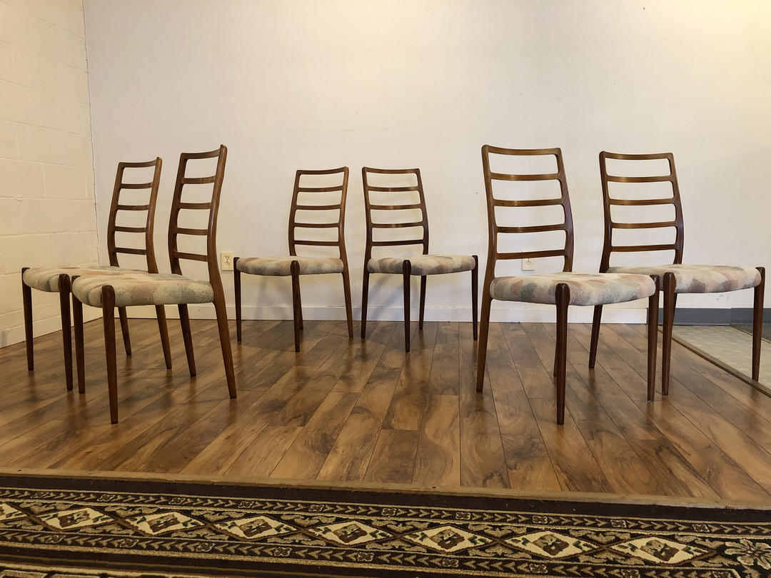 JL Moller Model 82 Rosewood Dining Chairs, Set of 6 | Modern to Vintage ...