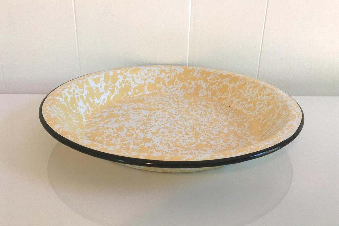 Vintage Yellow Enamel Pie Plate Splatter Ware Rustic Camping Mottled ...