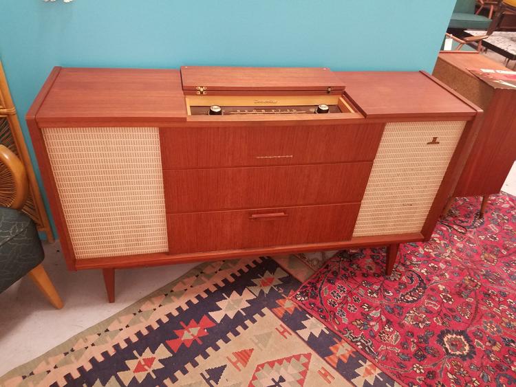 Teak Mid-century Stereo. German Nordmende Isabella | Vintage MC ...