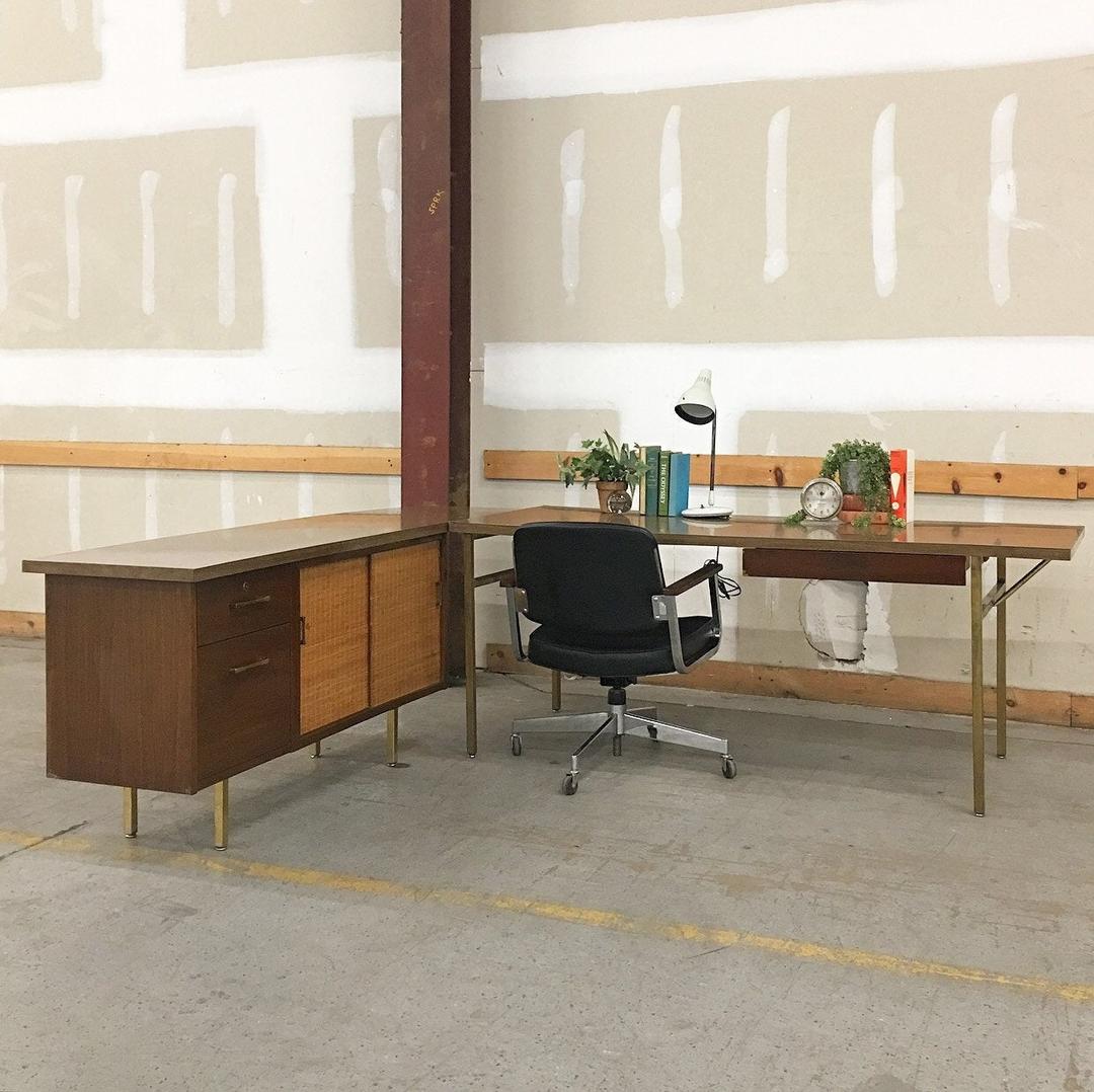 LOCAL PICKUP ONLY ———— Vintage mcm L-Shaped Desk | Retrospect Vintage ...