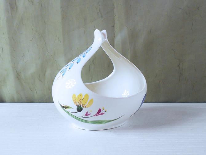 Dining & Serving Mid Century Modern Gravy Boat and Egg Holder Designed ...
