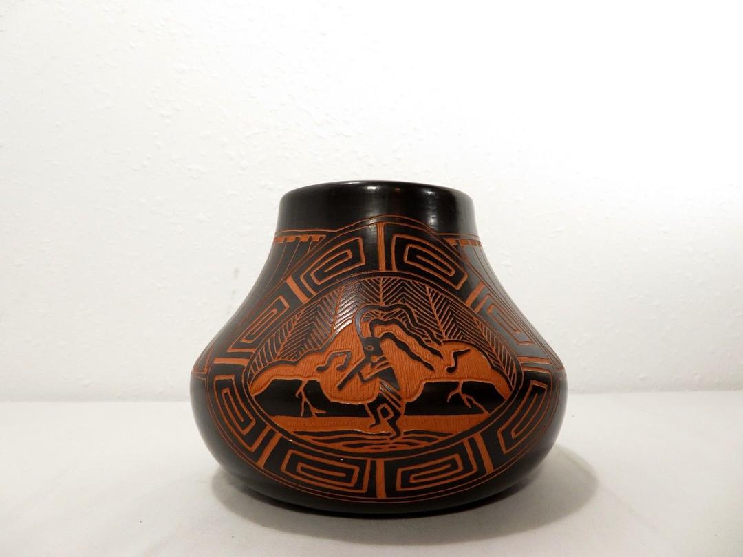 VTG Signed "MS ACOMA" PUEBLO ART POTTERY VASE Native American | Urban ...