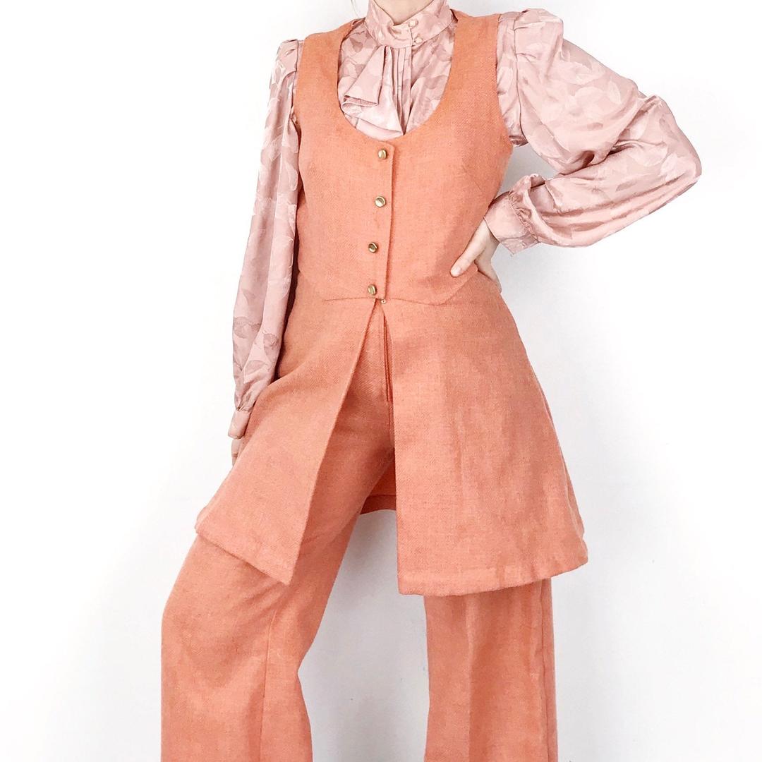 1960's Bespoke Handmade Two Piece Salmon Wool Suit Set / Size ...