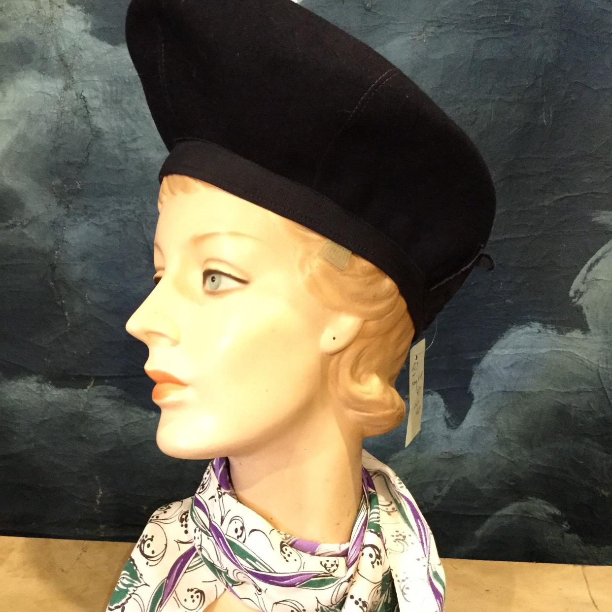 Vintage 1940s Navy Blue Beret Tilt Halo Hat | Paper Moon Vintage - Los ...