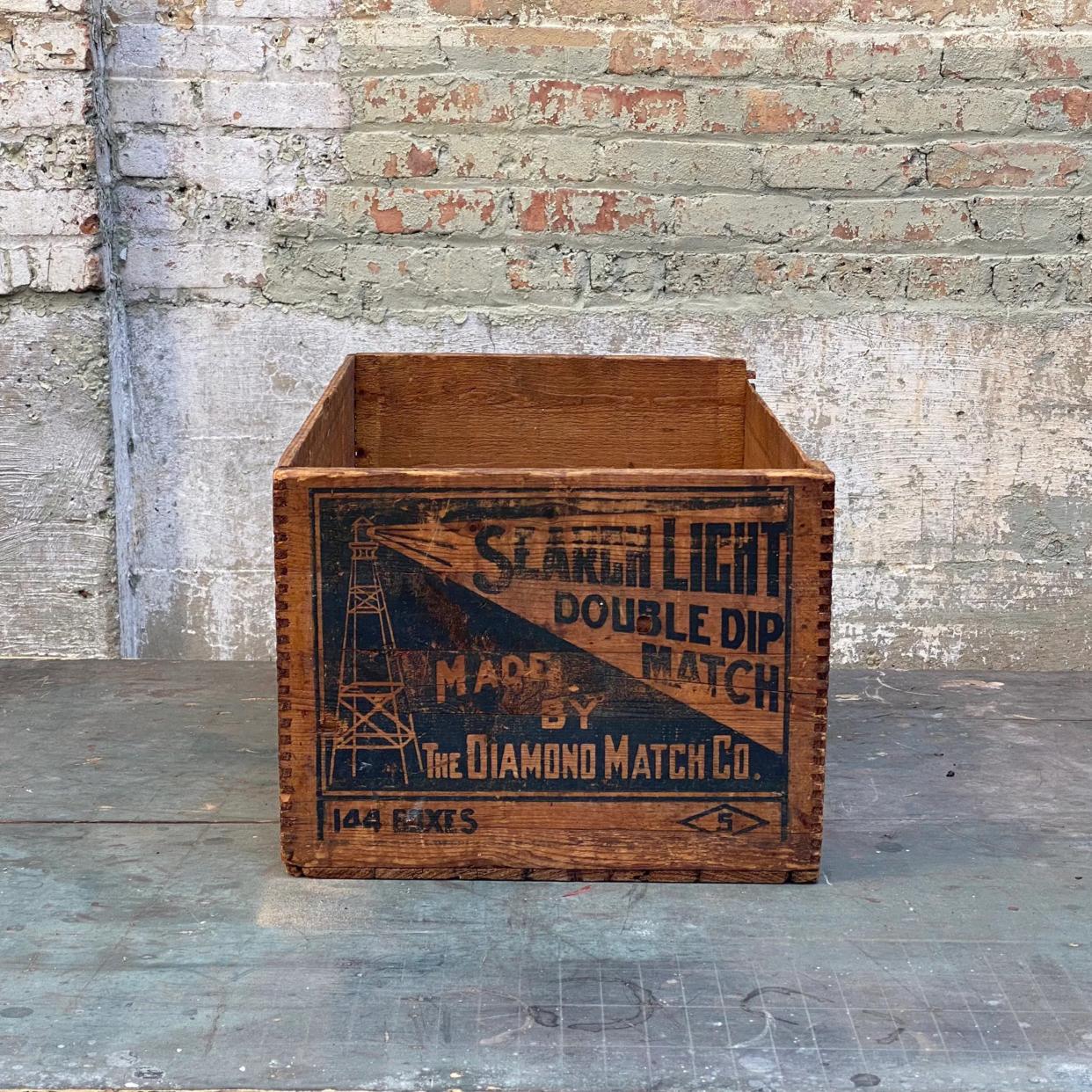 Antique Searchlight Matches Wood Finger-Jointed Crate Home Decor ...