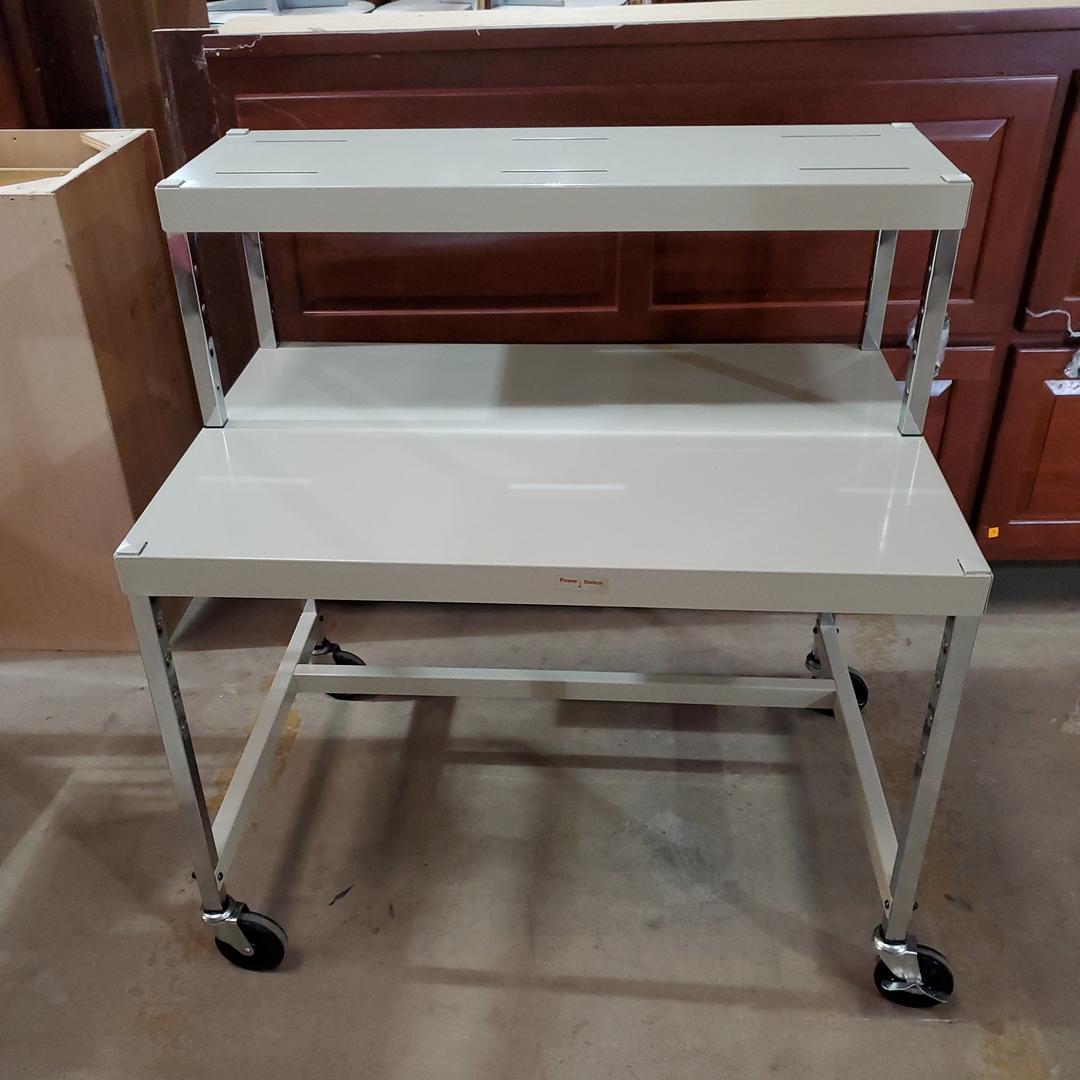 Unassembled New in Box - Bretford EC15 Mobile Computer Workstation ...