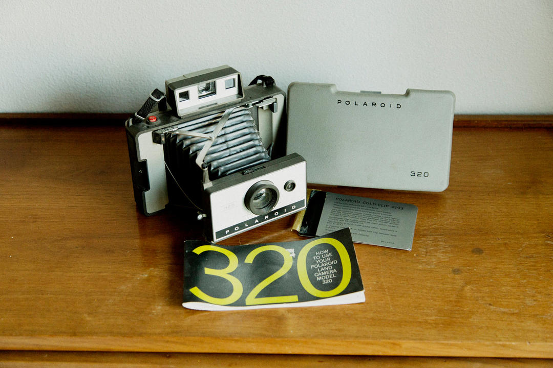 Polaroid Automatic 320 Land Camera | Microscope Telescope | Seattle, WA