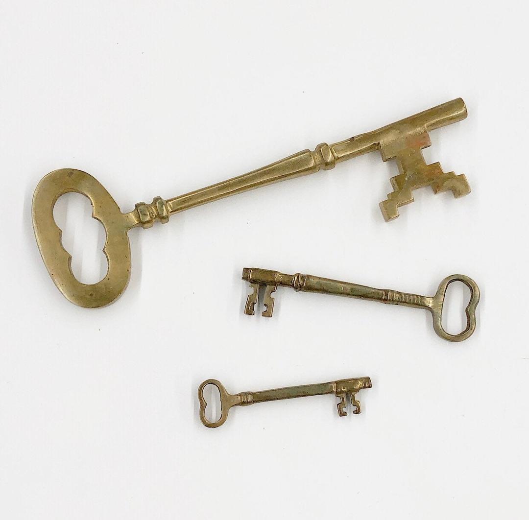 Vintage Brass Skeleton Keys Retro 1960s Set of 3 Solid Brass ...