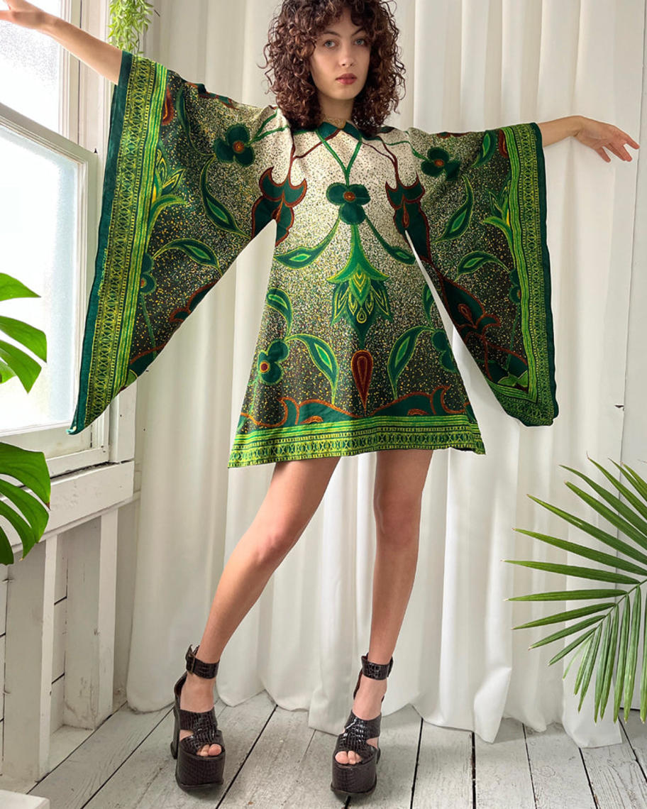 60s Dutch Java Print Mini Dress | Lucky Vintage | University District ...