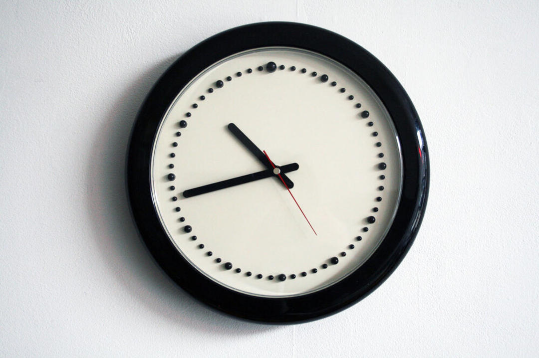 Rexite Italy 'Zero 980' Clock by Barbieri E Marrianelli | Circa Modern ...