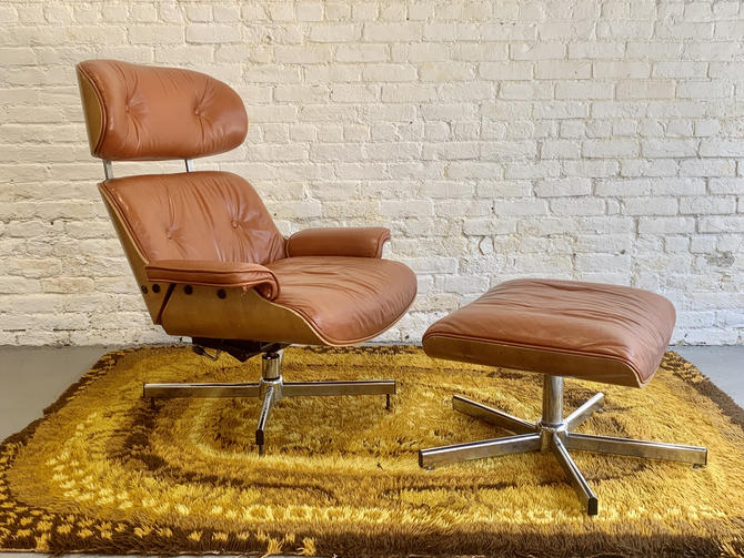 Vintage Mid Century Modern EAMES styled LOUNGE CHAIR ottoman Made Circa60 Weehawken NJ