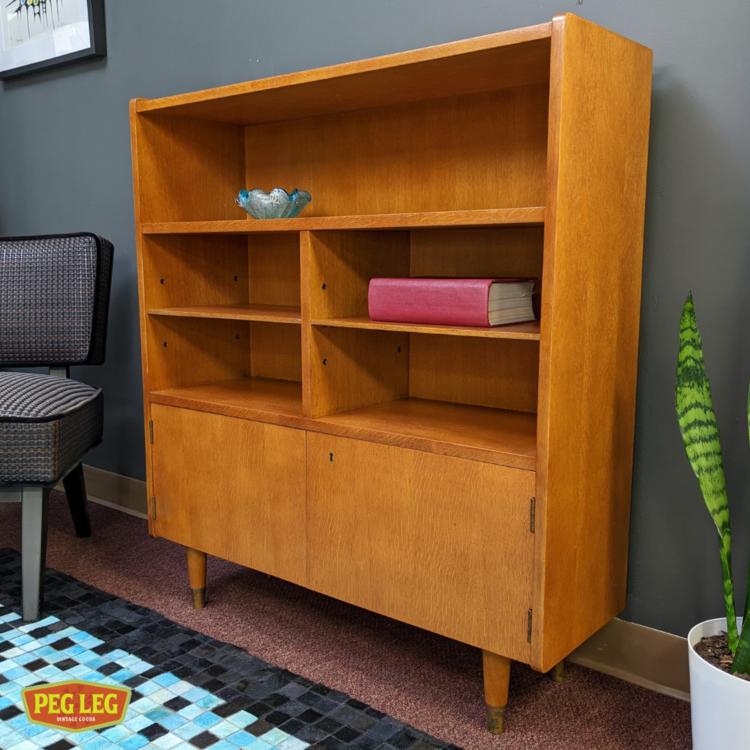 Mid-Century Modern oak bookcase with locking doors | Peg Leg Vintage ...