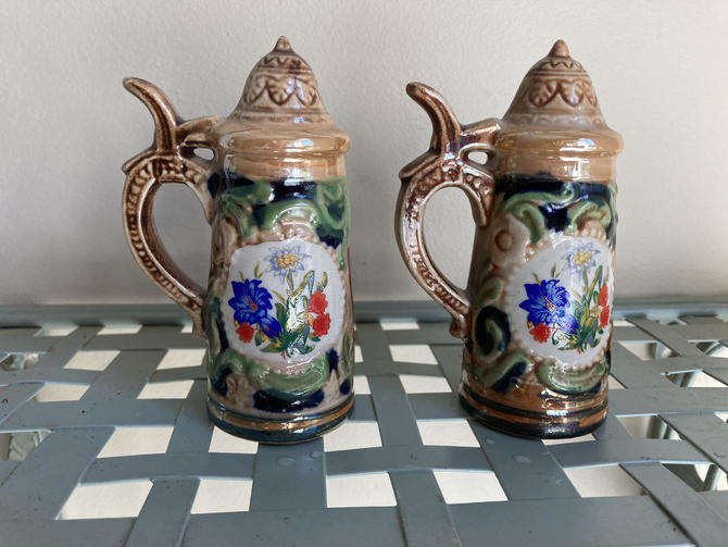 Dining & Serving Home & Living Ceramic Pears Salt and Pepper Shaker Set ...