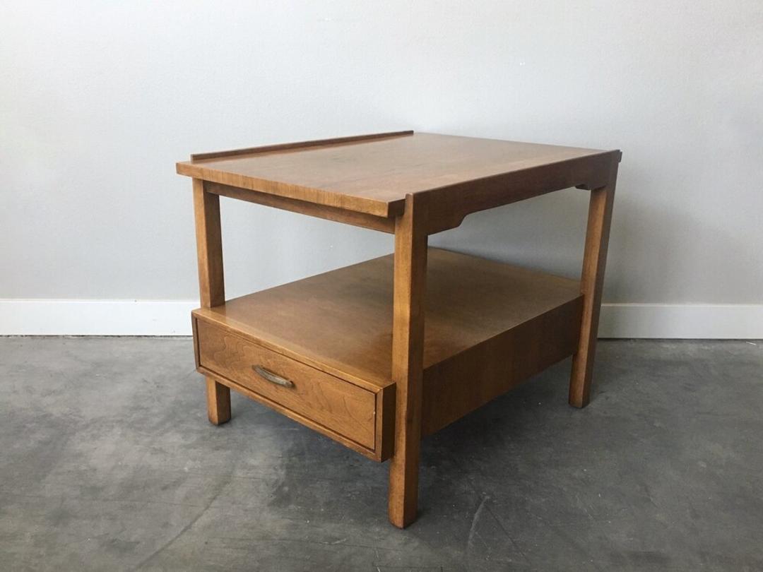 vintage mid century modern Drexel end table. | ReRunRoom | Seattle, WA