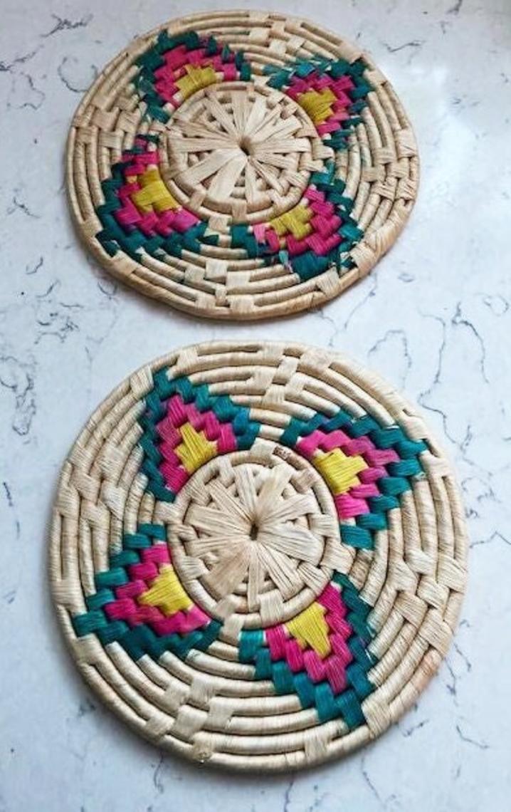 Vintage Set Of 2 Wicker Woven Straw Round Multicolor Pot Holders | Le ...