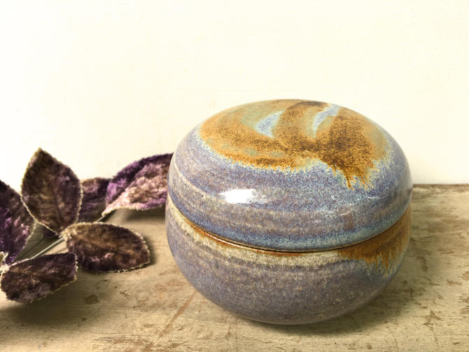 Ceramic ring box store