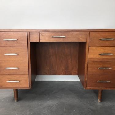 vintage mid century modern Sligh-Lowry desk with built in display ...