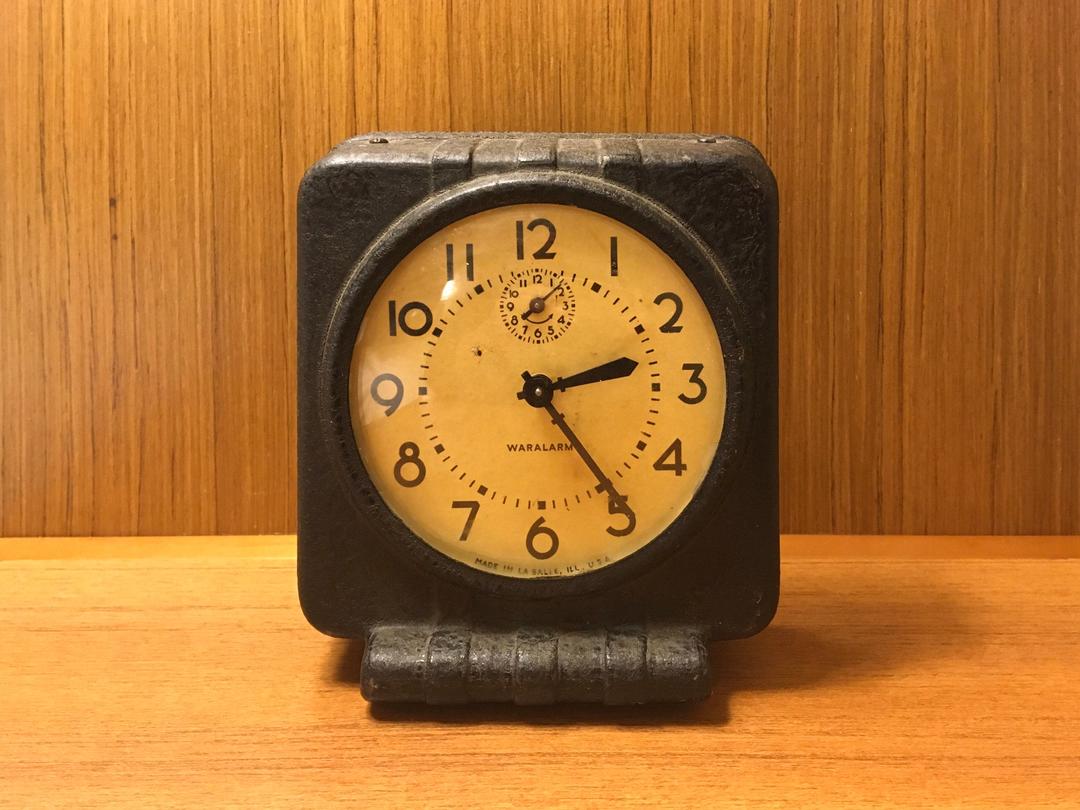 1943 Westclox WarAlarm Molded Wood Fiber Alarm Clock, OPA Price Control ...