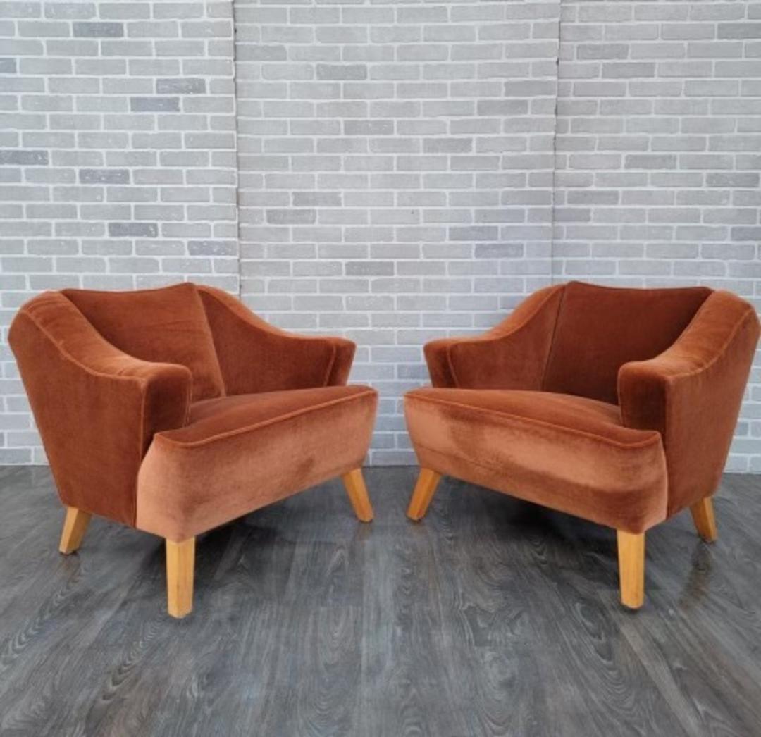 Mid Century Modern Flexsteel Club Chairs with Wood Legs Restored ...